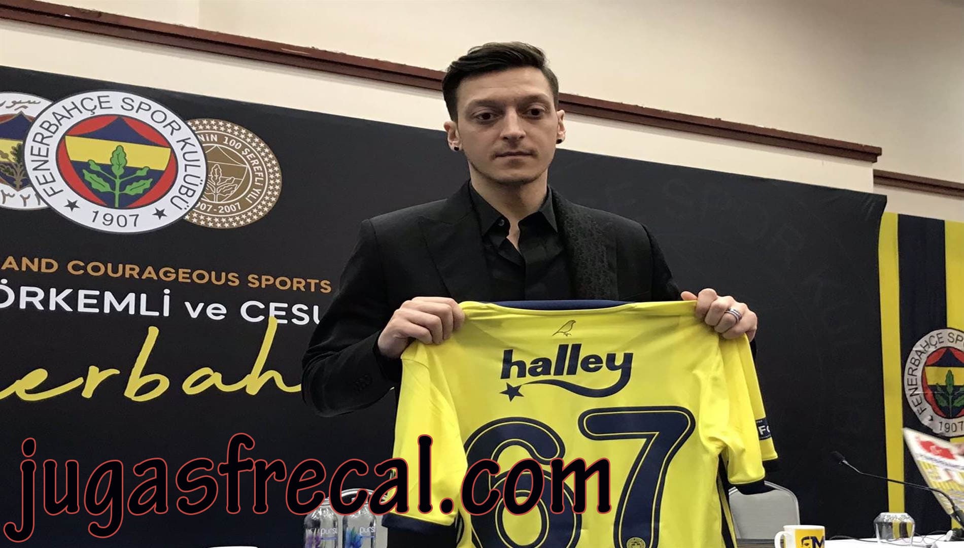 Mesut Ozil Nomor 67: Cerita di Balik Pilihan Uniknya di Fenerbahce